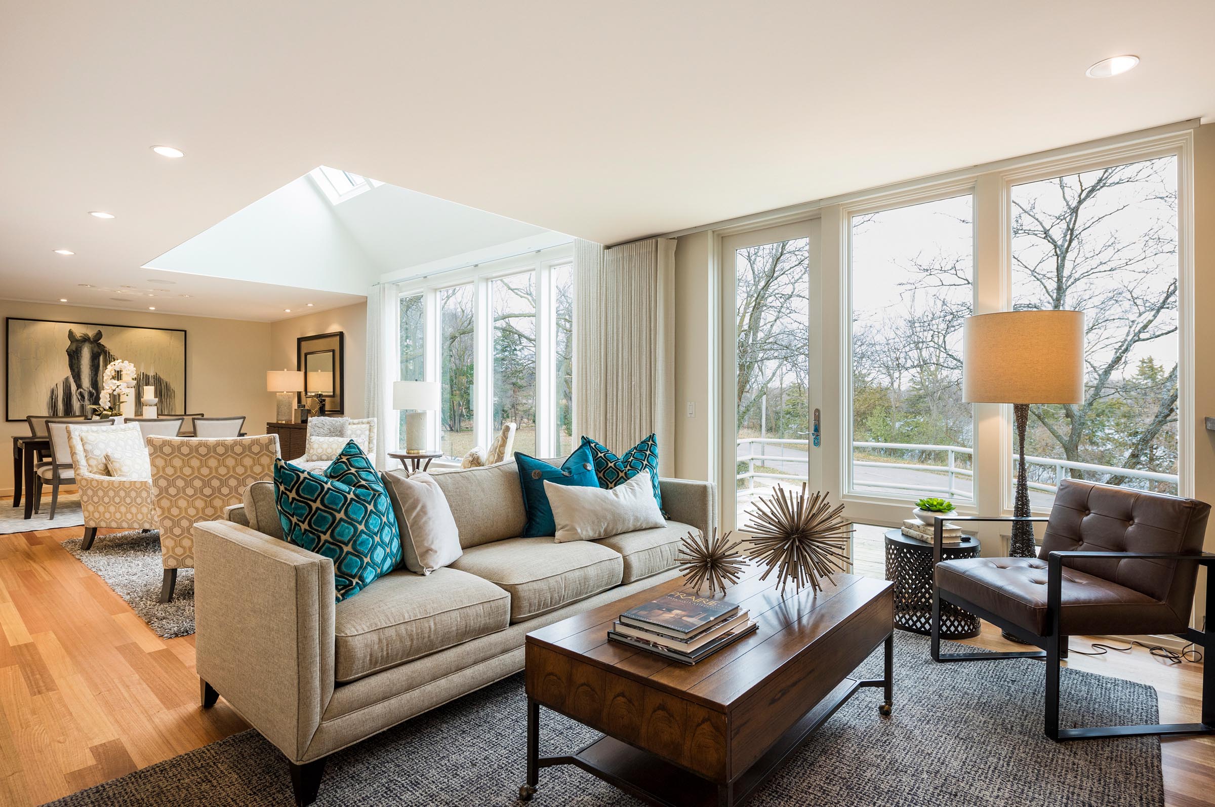 Cedar Lake Contemporary · Ambiance Home Staging